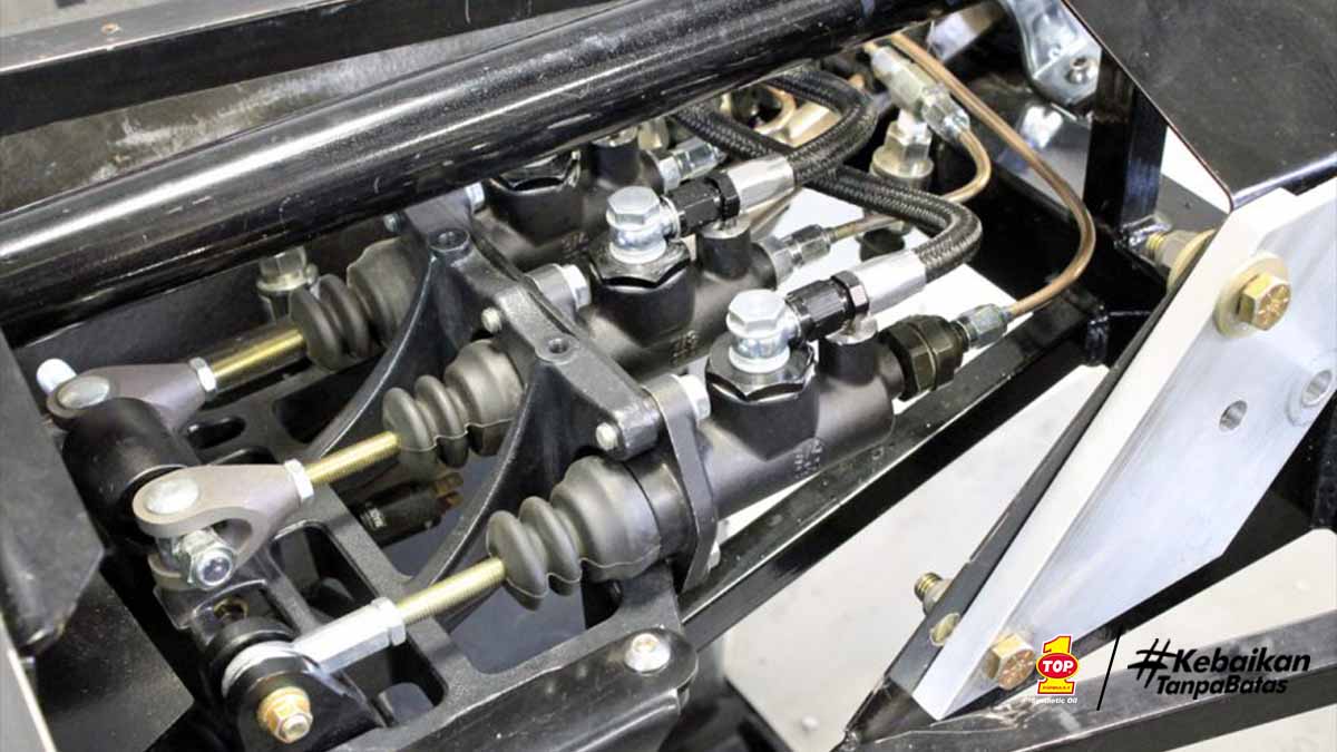 5 Penyebab Master Rem Mobil Rusak dan Cara Merawatnya
