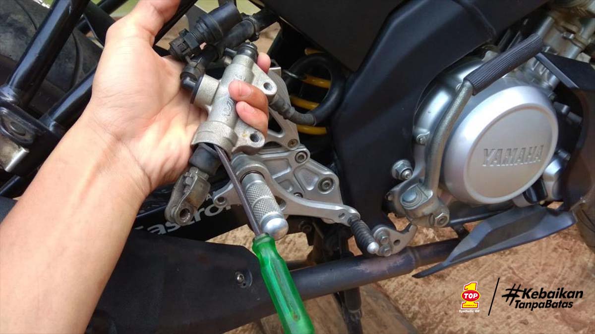 5 Penyebab Master Rem Motor Rusak dan Cara Merawatnya
